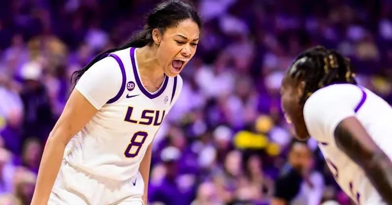 LSU center reverses course, plans to enter Transfer Portal - NewsBreak