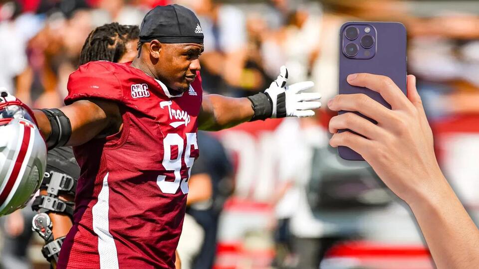 Troy Football Captain Steals And Breaks James Madison Fan’s Phone For ...