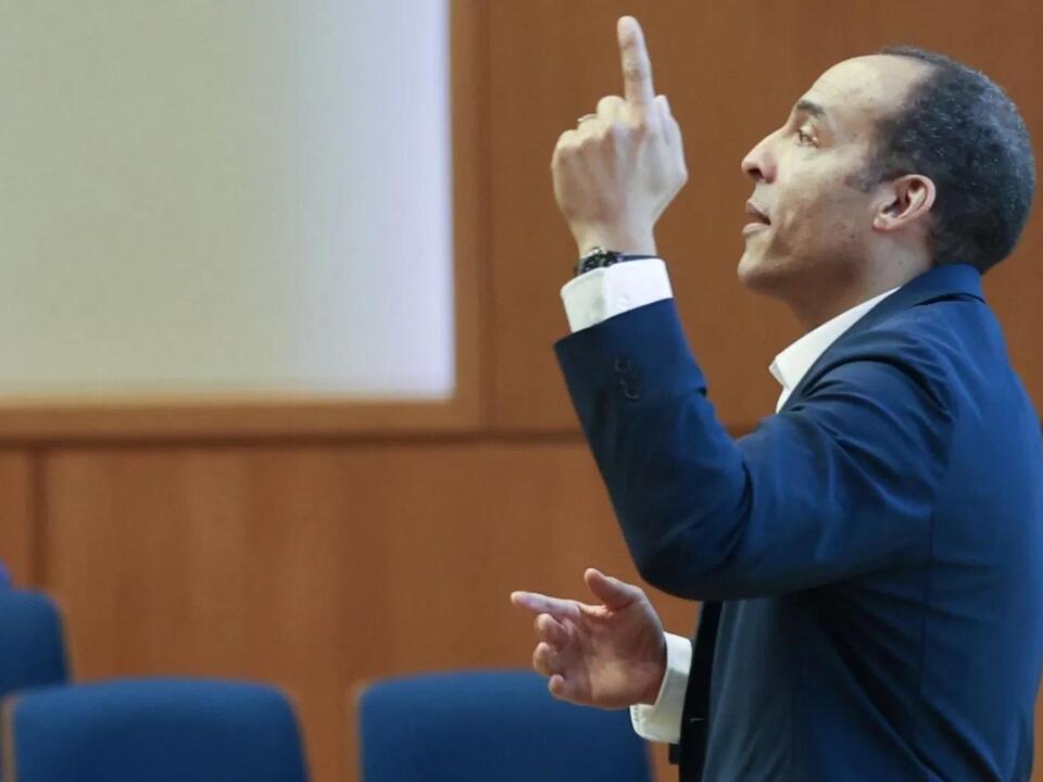 Largest federal employee union backs Michael B. Moore in bid for Congress