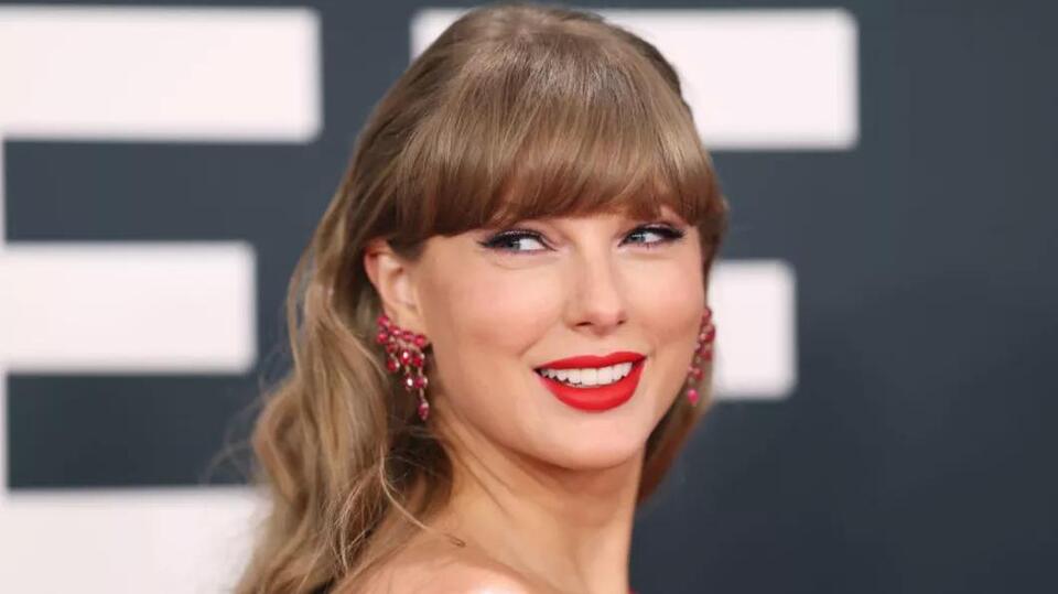 Taylor Swift Breaks Social Media Silence With Nine-Word Message - NewsBreak