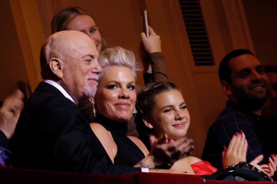 VIDEO - Music Stars Celebrate Billy Joel's Legacy at Carnegie Hall ...