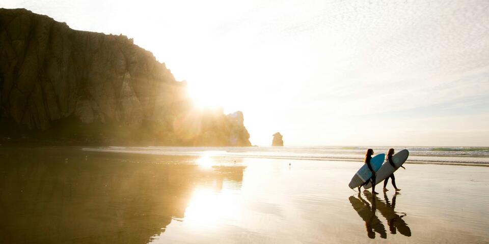 Surf comedy short Salty to premiere at Bay Theater - NewsBreak