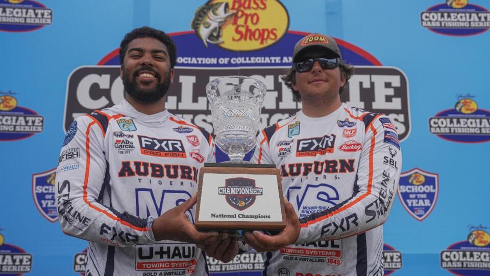 Auburn University Anglers Shoen & Travis Win Collegiate Bass Fishing ...