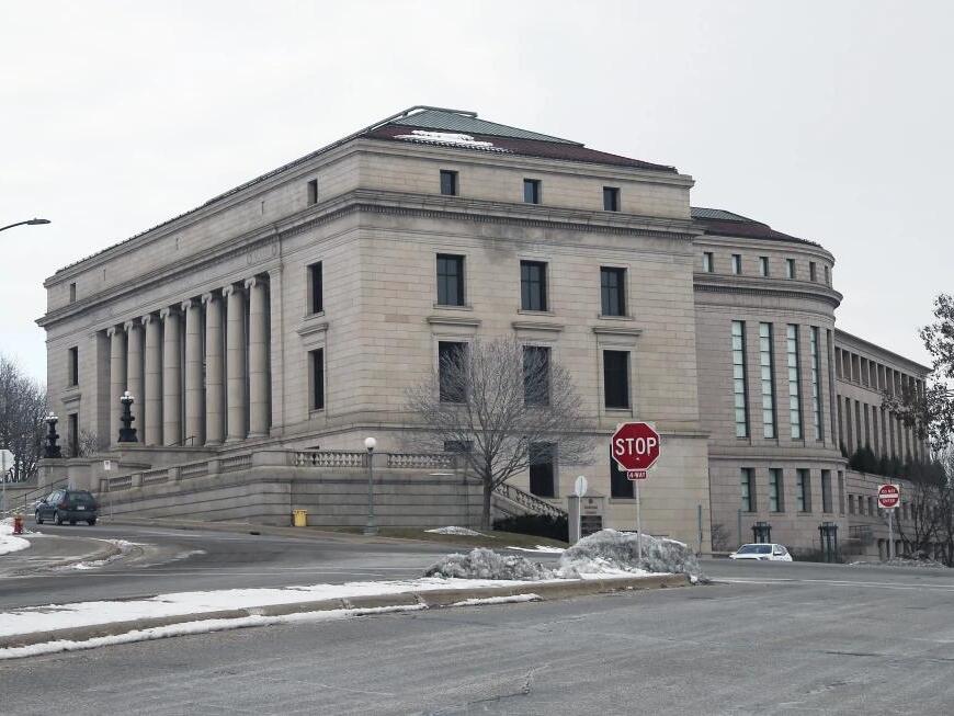 Minnesota Supreme Court upholds law restoring right to vote to people ...