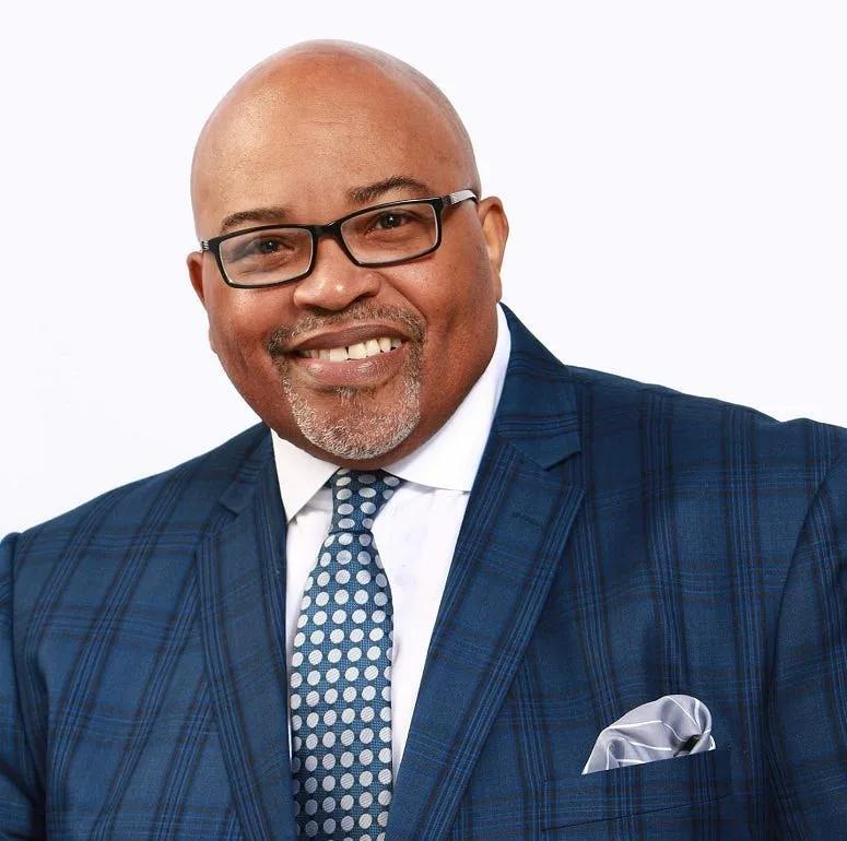 Derrick Boazman's Real Men Read Event Inspires Atlanta's Youth at Unidos Dual Language School ...