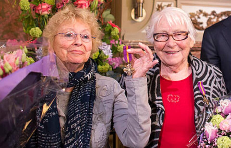 Innocent Faces, Deadly Hearts: The Dutch Sisters Who Fought Back ...