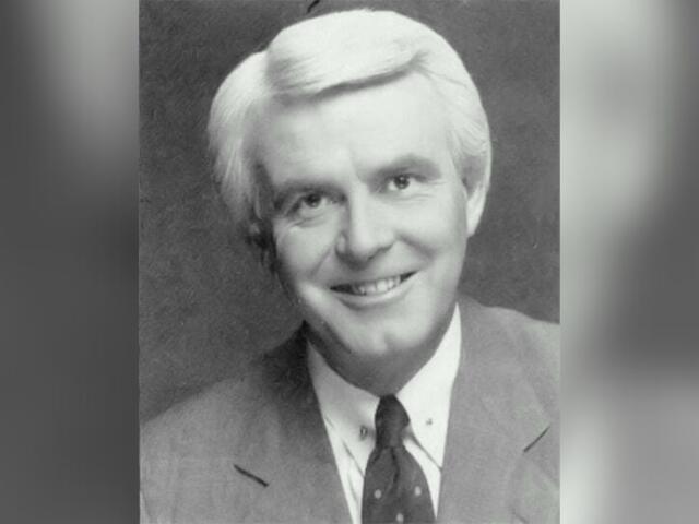 Former LEX 18 anchor and veteran journalist Mike Barry dies - NewsBreak