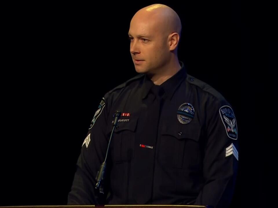 ‘Rest easy, brothers’ | Sgt. Adam Medlicott speaks at Burnsville ...