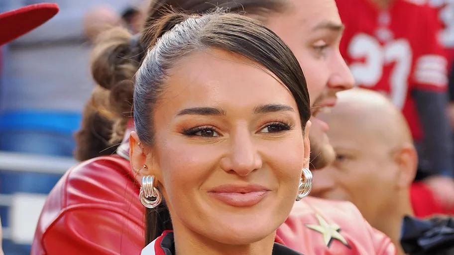 Kyle Juszczyk’s wife Kristin insanely rips up 49ers coat for reinvented ...