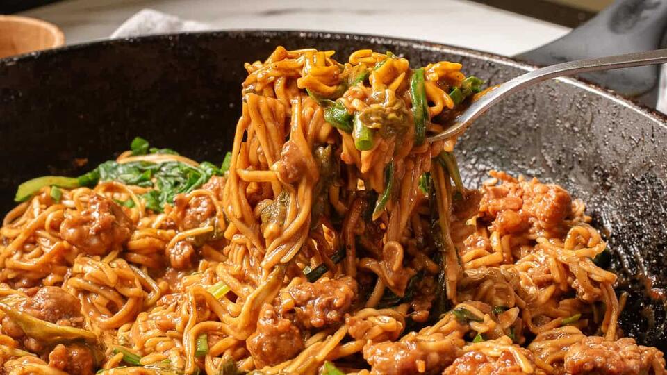 15 Asian Recipes That Satisfy Every Noodle Obsession - NewsBreak