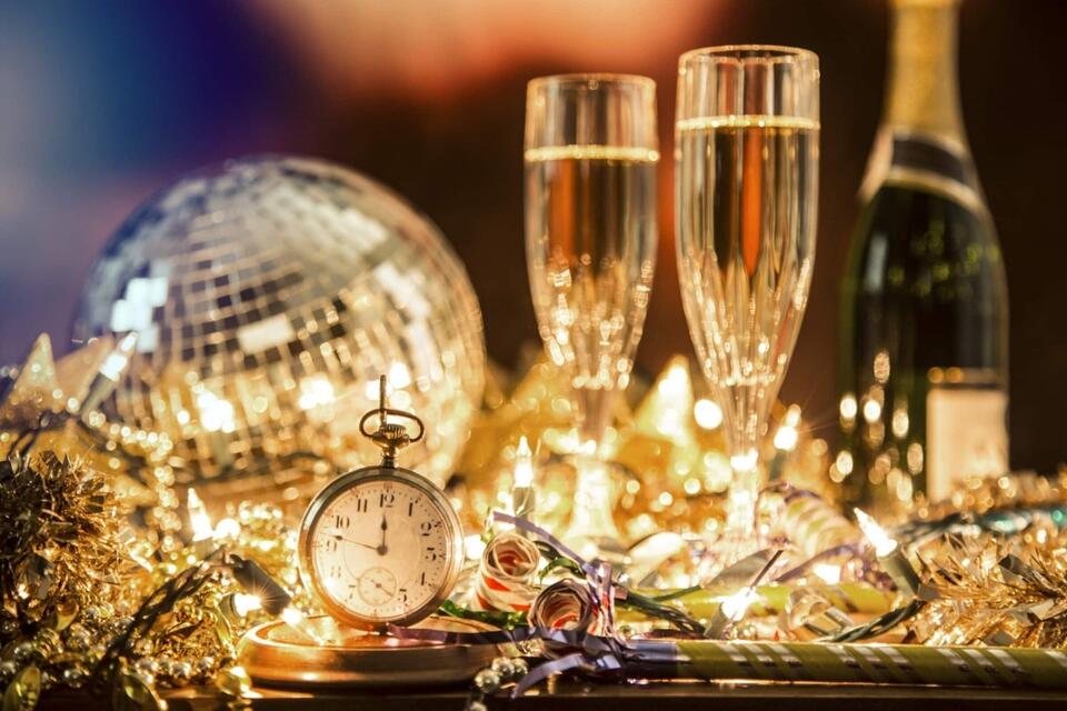 25 Facts About New Year’s Day Traditions - NewsBreak