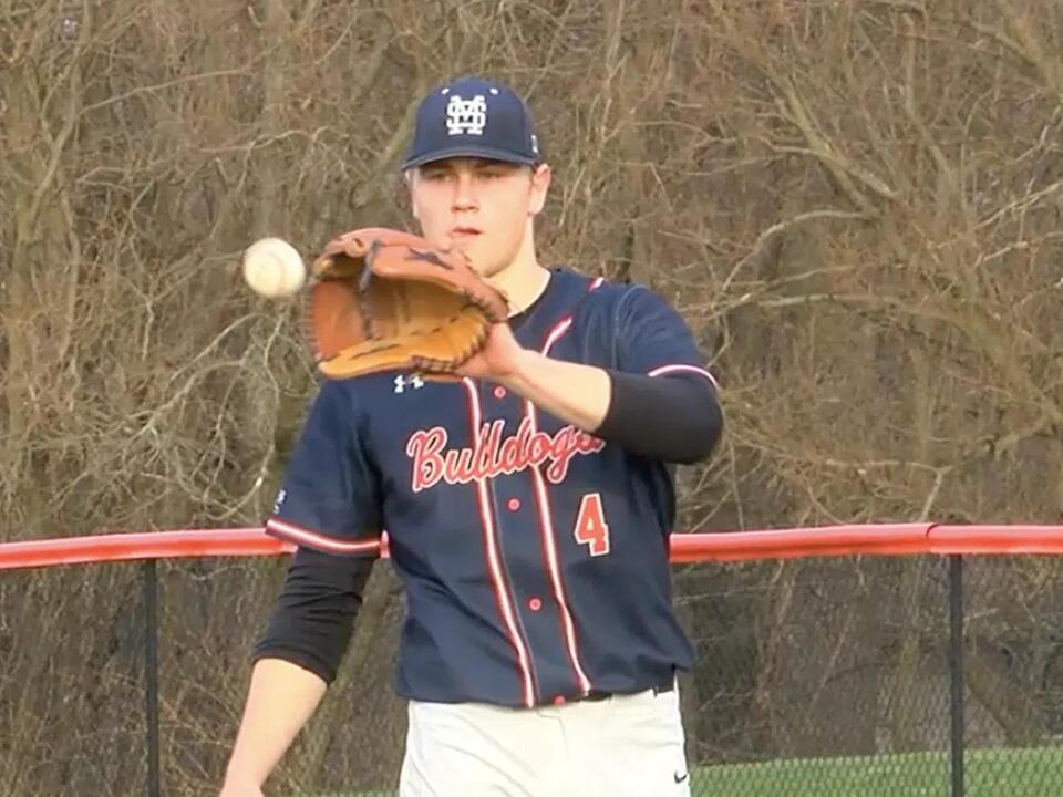Blake Wolters named Illinois Baseball Gatorade Player of the Year