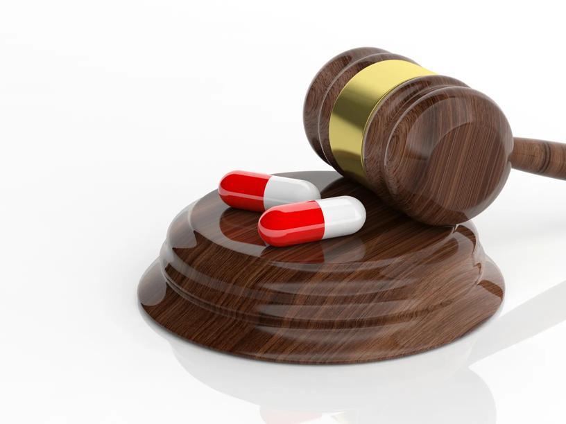 Glendale lawyer pleads guilty to role in pills-for-profit scheme