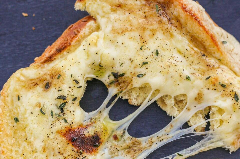 Popular Cheese Bread Recalled in Washington and Oregon - NewsBreak