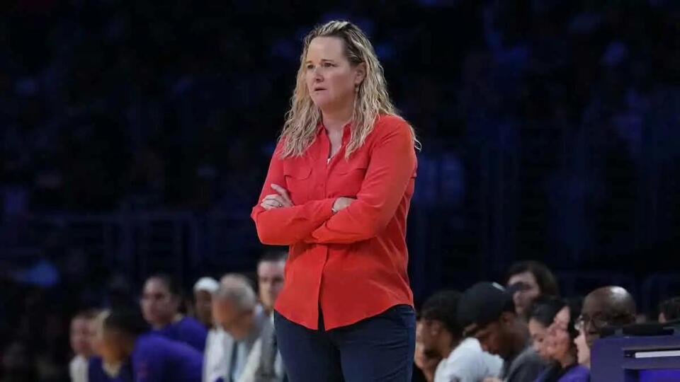Sparks coach Lynne Roberts sounds off on struggles in Mercury loss ...