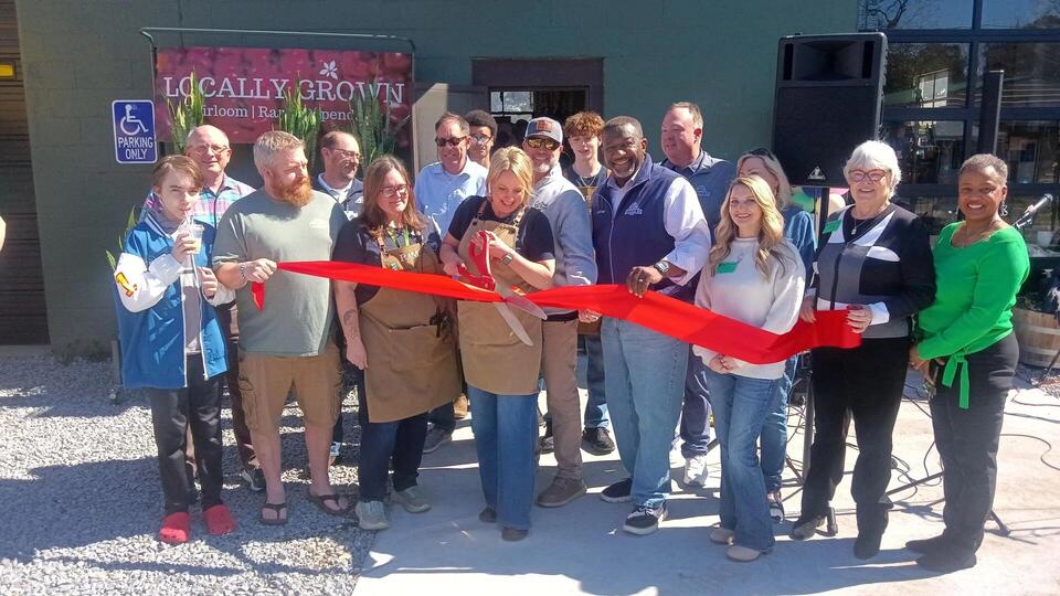 People, News & Notes: Coltrain Hardware Garden Center opens in downtown ...