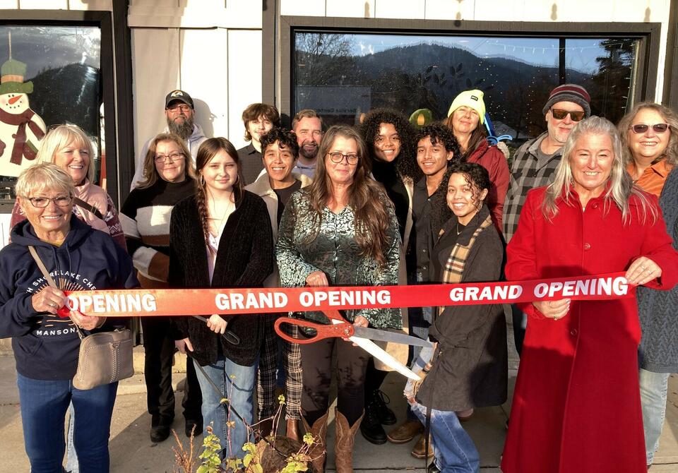 Broken Compass Café opens new Manson location - NewsBreak