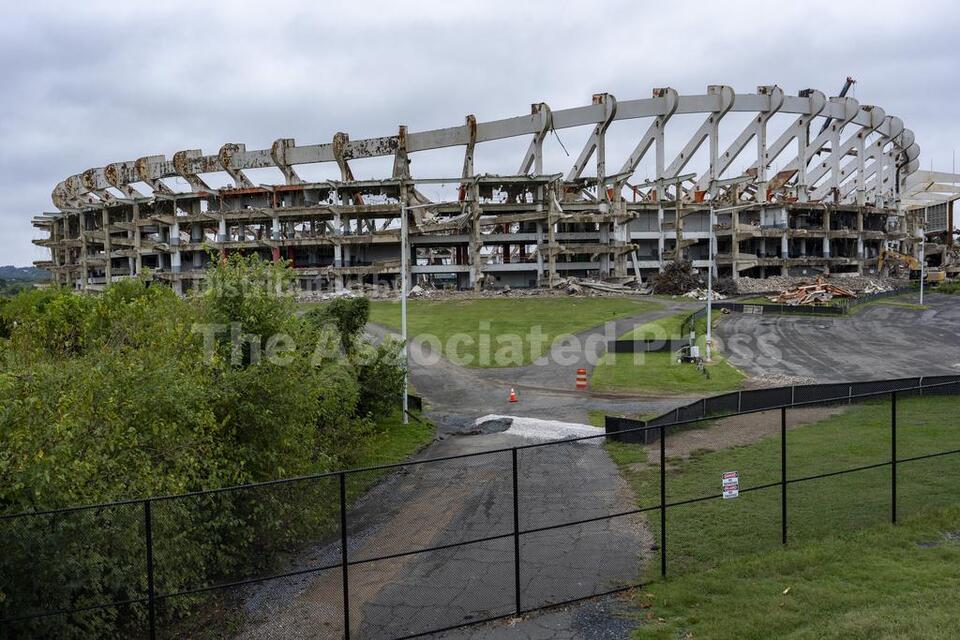 DC Council gives final approval to the Washington Commanders' return to ...