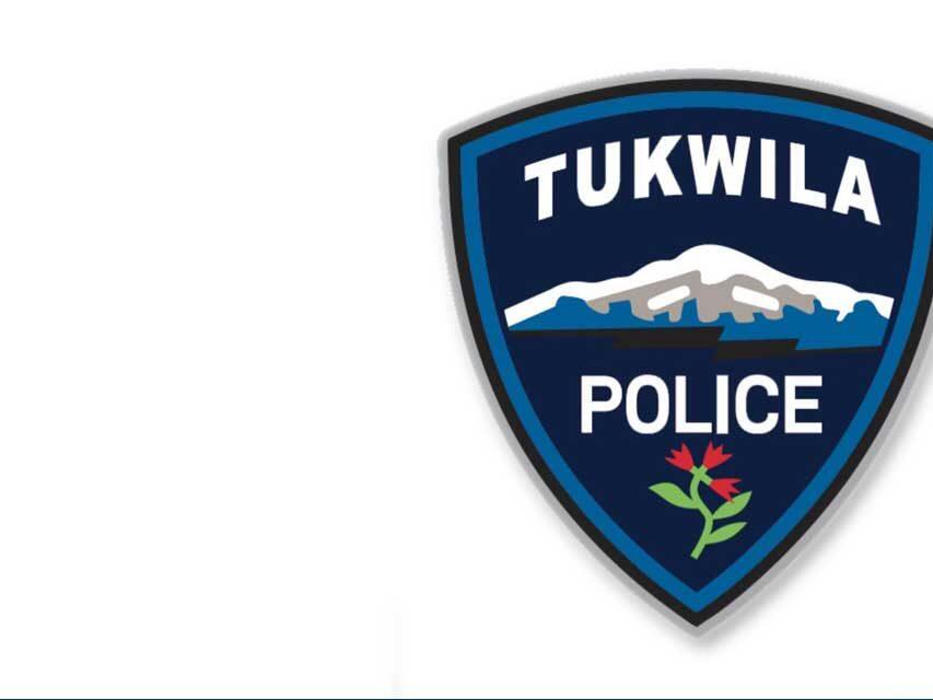Tukwila Police Officers resuscitate man lying on bench from apparent ...
