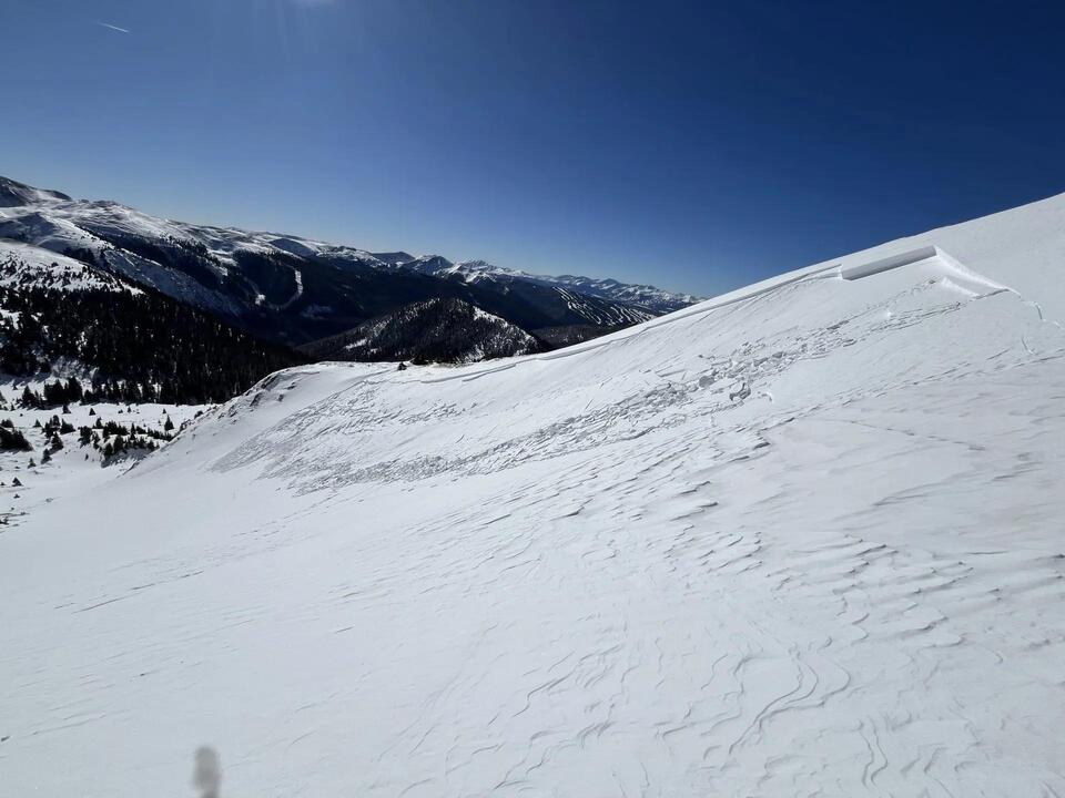 Dusting of Snow in Colorado Leads to 28 Human-Triggered Avalanches in 7 ...