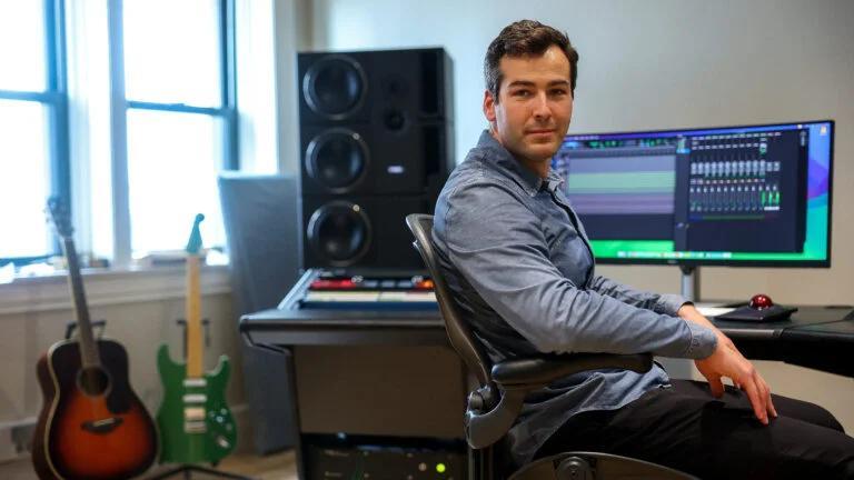 AI-generated country hit tops Billboard chart, using tech built in ...