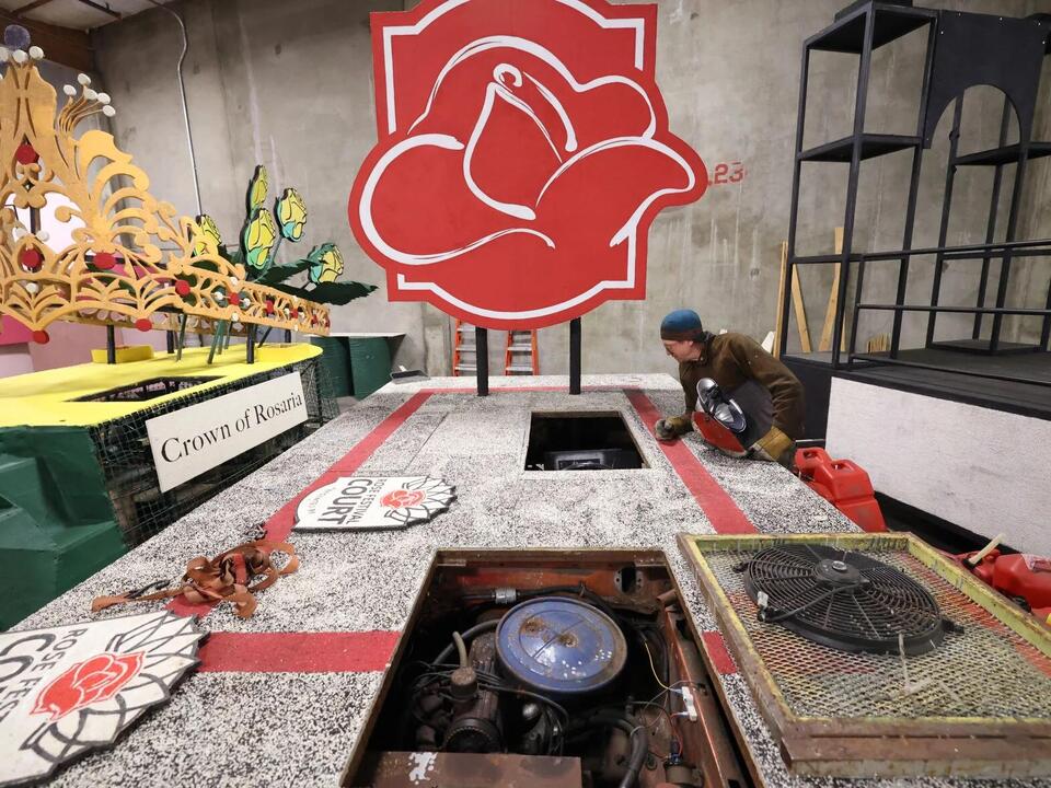 Floats, fanfare and fair fun — Rose Festival ready to go, May 24-June 9