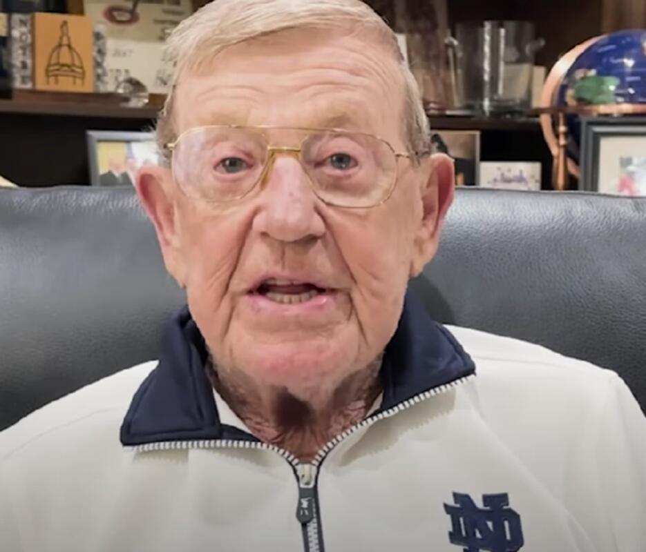 Lou Holtz Shares Update on Personal Health Challenge Ahead of Notre ...