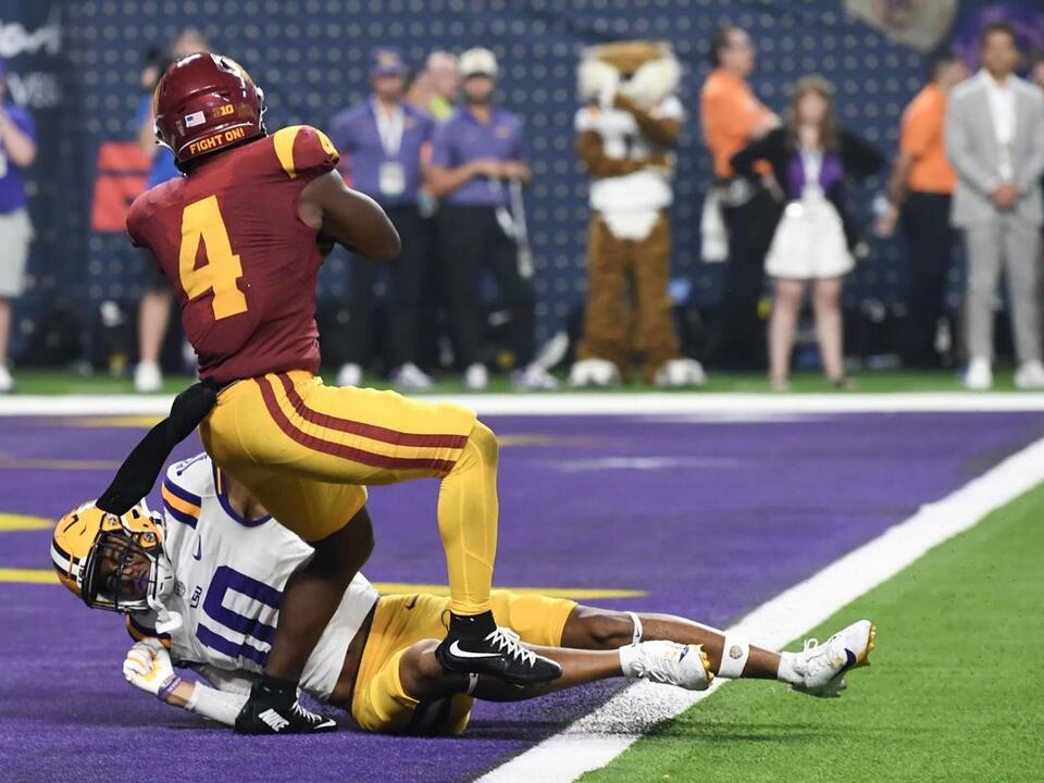 Recapping Week 1 in the NCAA, Plus the Best Wide Receiver and Defensive ...