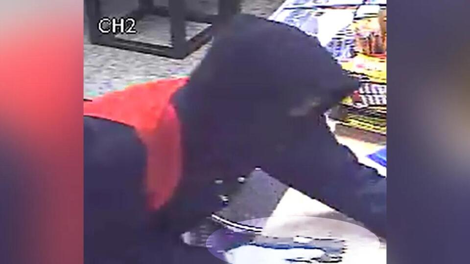 Video shows suspect in Revere armed robbery brandishing gun at store ...