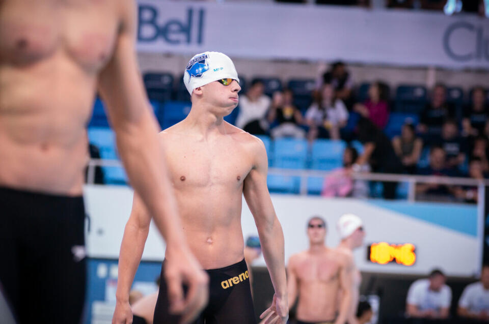 Oliver Dawson Takes 3+ Seconds off Canadian Age Group Record in the 200 ...