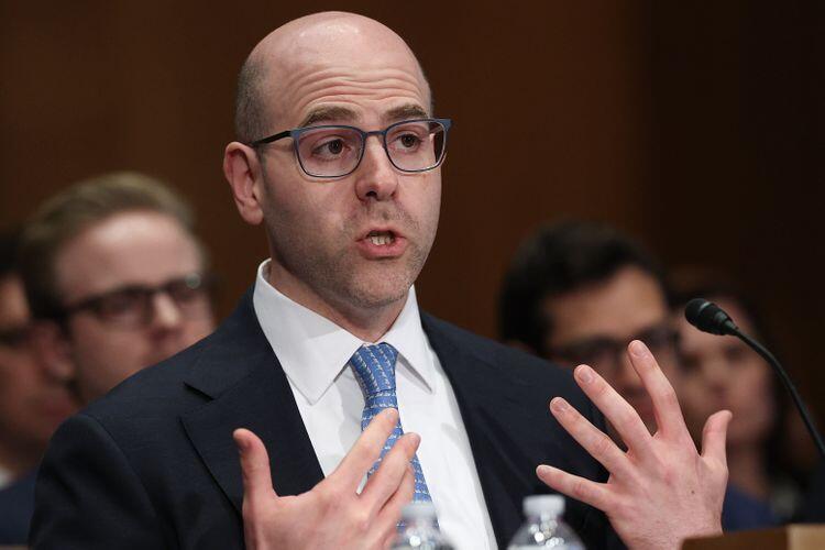 Why Trump's Newest Fed Appointee Wants Steep Rate Cuts - NewsBreak