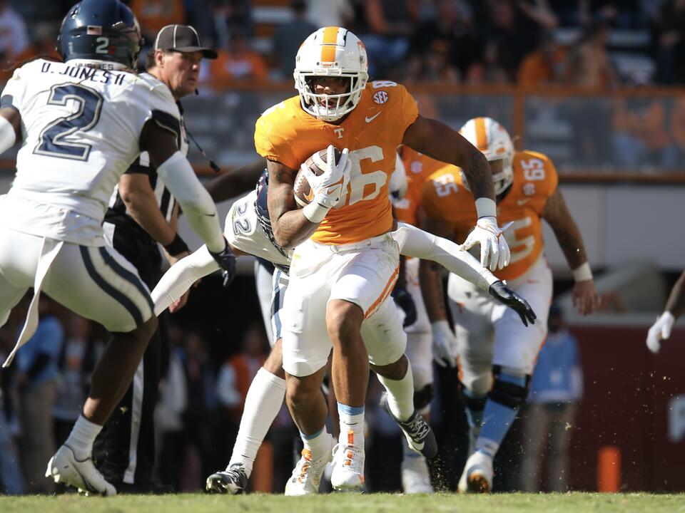 Former 4-star recruit named as a second year player that should shine ...