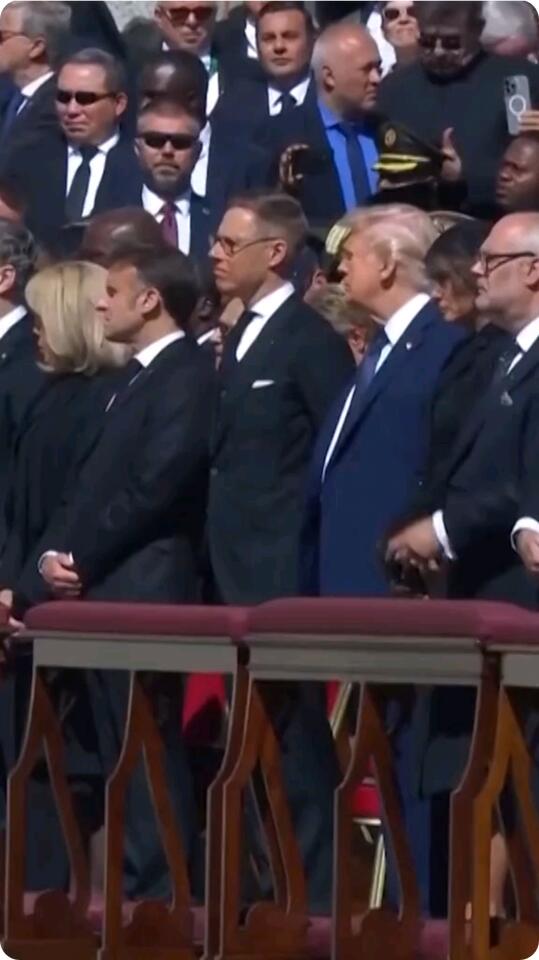 Donald Trump accused of breaking dress code at Pope Francis funeral ...