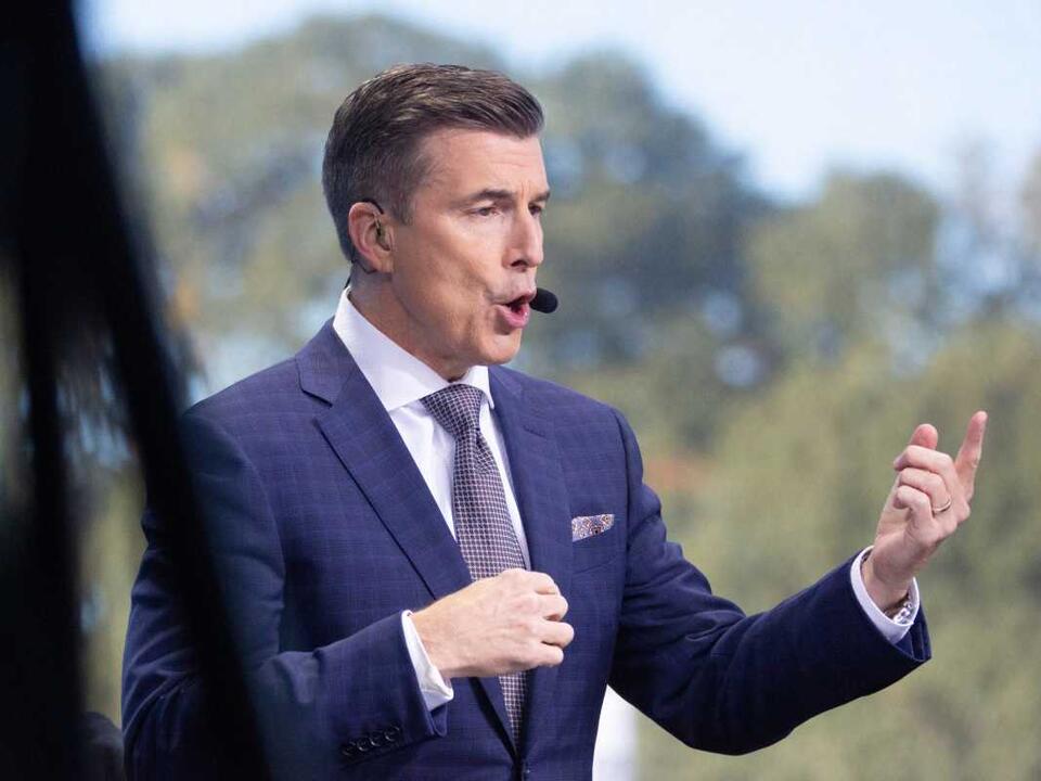 Rece Davis Takes Shot At Deion Sanders For Banning Local Reporter