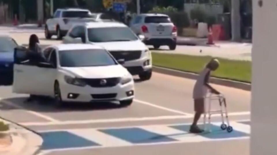 Men Jump Out Of Their Car When They See Grandma Crossing The Road With ...