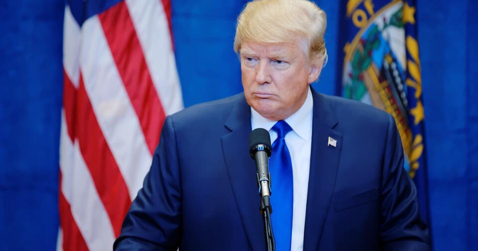 Doctor Warns Trump’s Behavior Show Classic Post-Stroke Red Flags ...