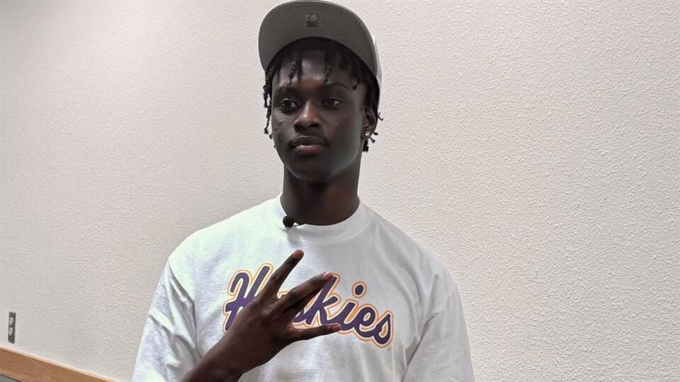 Zoom Diallo Talks About Becoming a Husky - NewsBreak