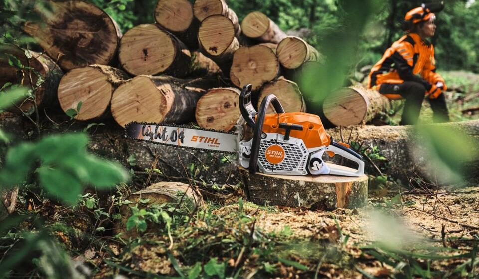 NEW STIHL MS 300 Chainsaw: Specs, Features, Official Pages, Video ...