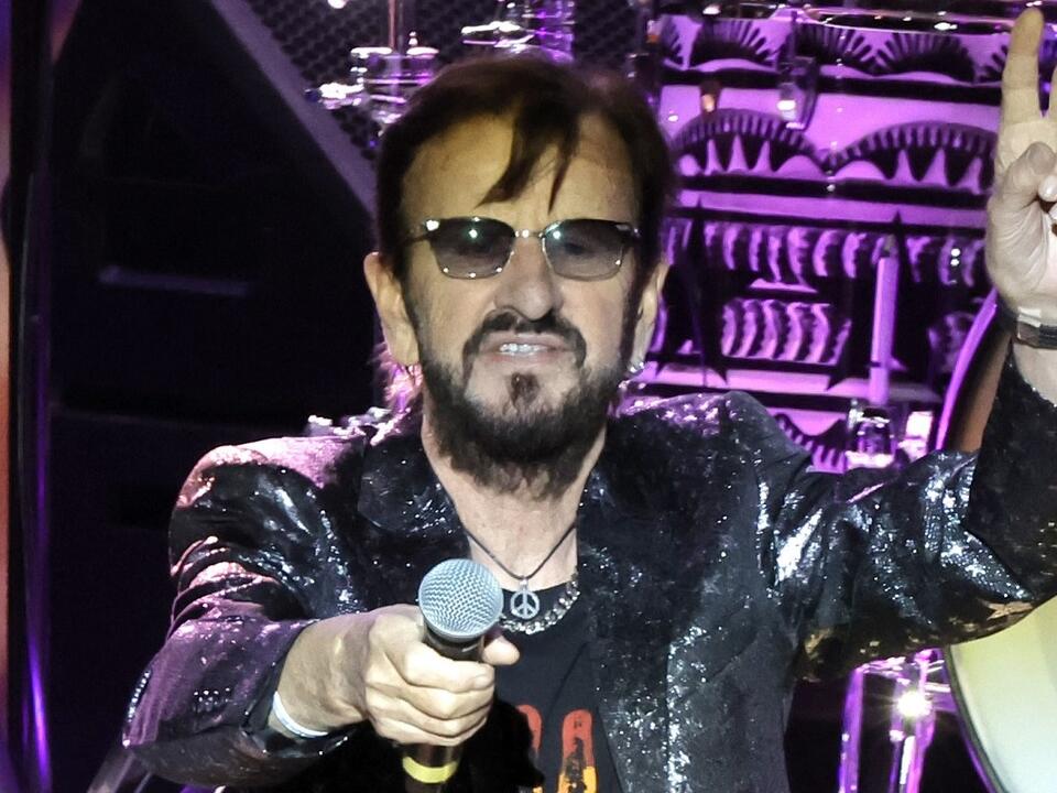 Ringo Starr Praises Linda Perry, Talks New Album at L.A. Playback Event ...