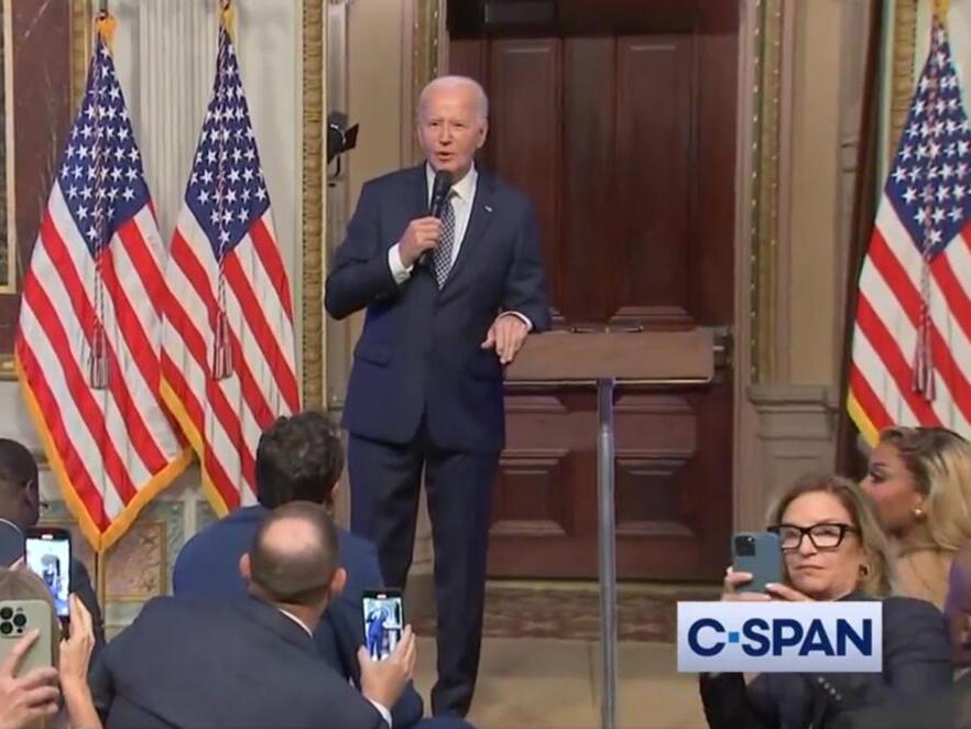 ‘Start Writing That Way’: Biden Snaps At Reporters, Insists On Friendlier Coverage of His ...