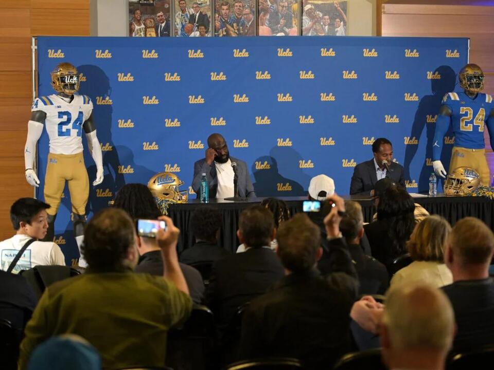 UCLA Football Pursuing Butler Benton from Notre Dame As Potential New ...