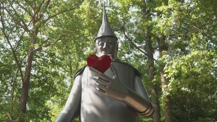 Bernheim Forest unveils towering tin man statue; 'Heart of the Forest ...