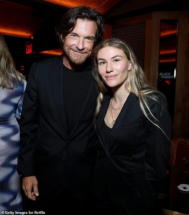 Jason Bateman and Laura Linney reunite with their Ozark screen daughter ...