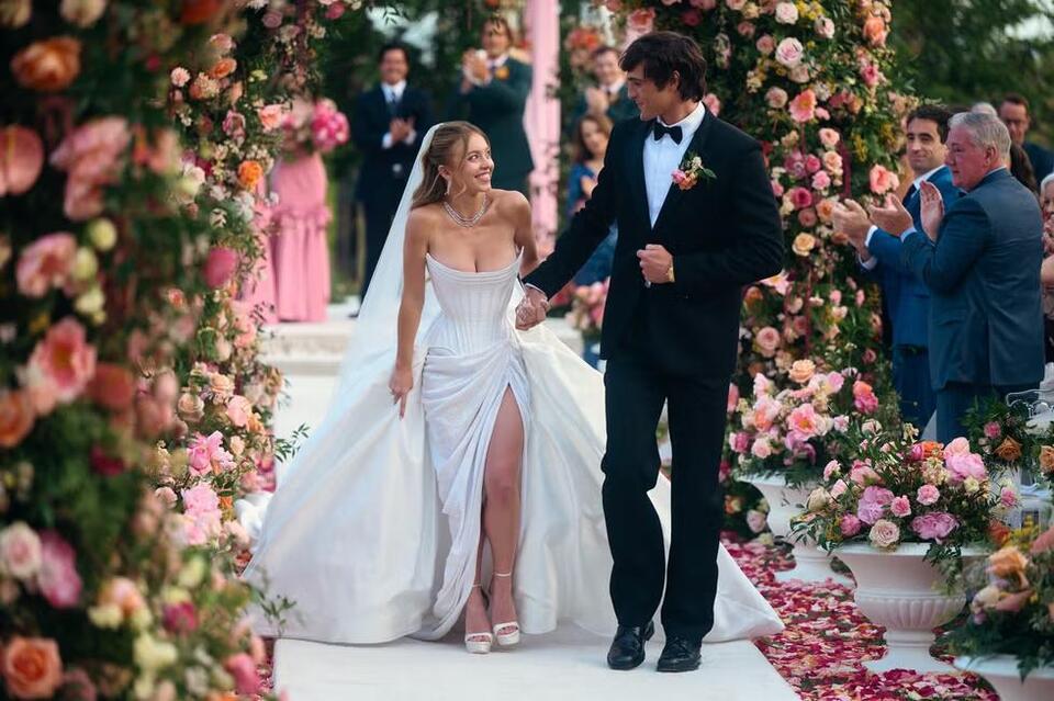Cassie’s Wedding Flowers on Euphoria Cost Much More Than $50K - NewsBreak