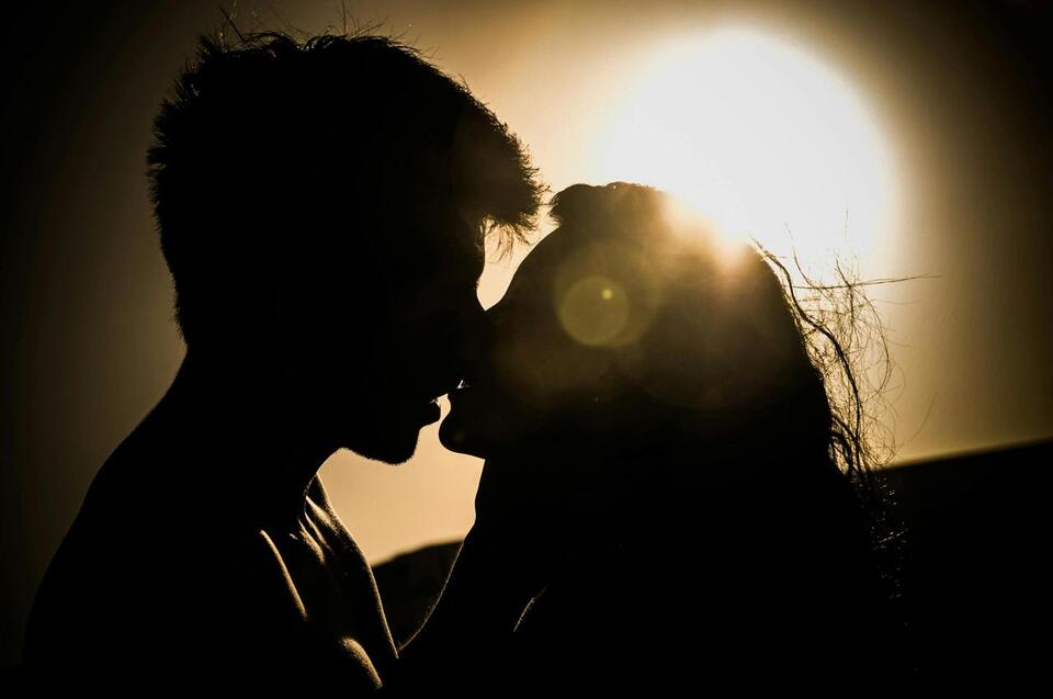 10 Strange Bedroom Beliefs From History That Sound Wild Today - NewsBreak