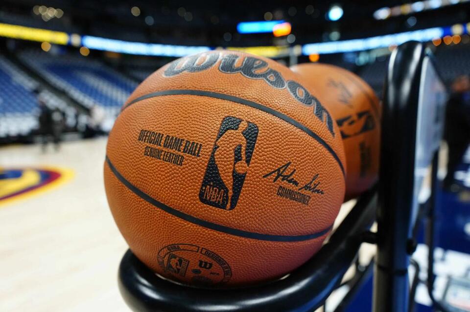 NBA GMs Reveal the Overwhelming Favorite to Win the 2025-26 ...