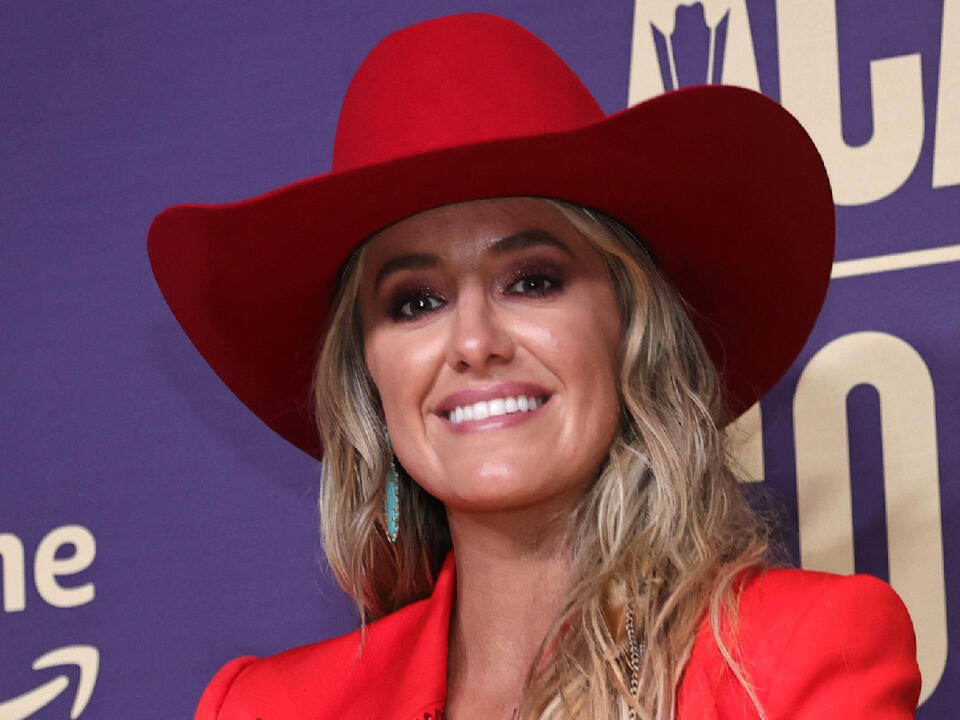 Lainey Wilson Opens up About Being “Too Country for Country” and the ...