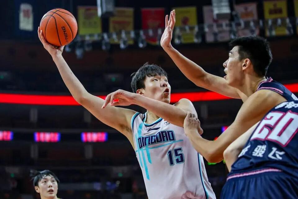 ‘Klutch? Lakers Bound’ — Fans Make Draft Predictions as 7’1″ Chinese ...