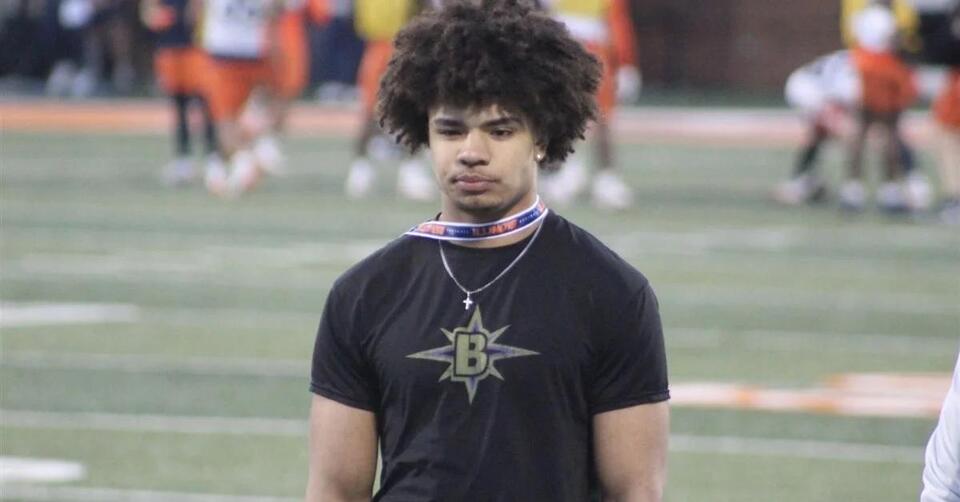 COMMIT: Three-star St. Laurence 2027 LB Sean Rice commits to Illini ...
