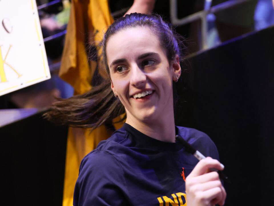 Caitlin Clark Flexes Historic Stat Line in Blowout Win vs. Angel Reese, Sky